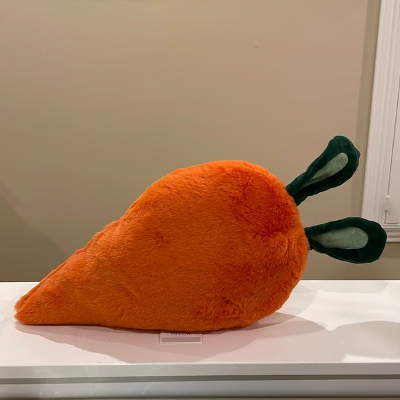 Target | Holiday | Nwt Target Bullseye Playground Carrot Easter ...